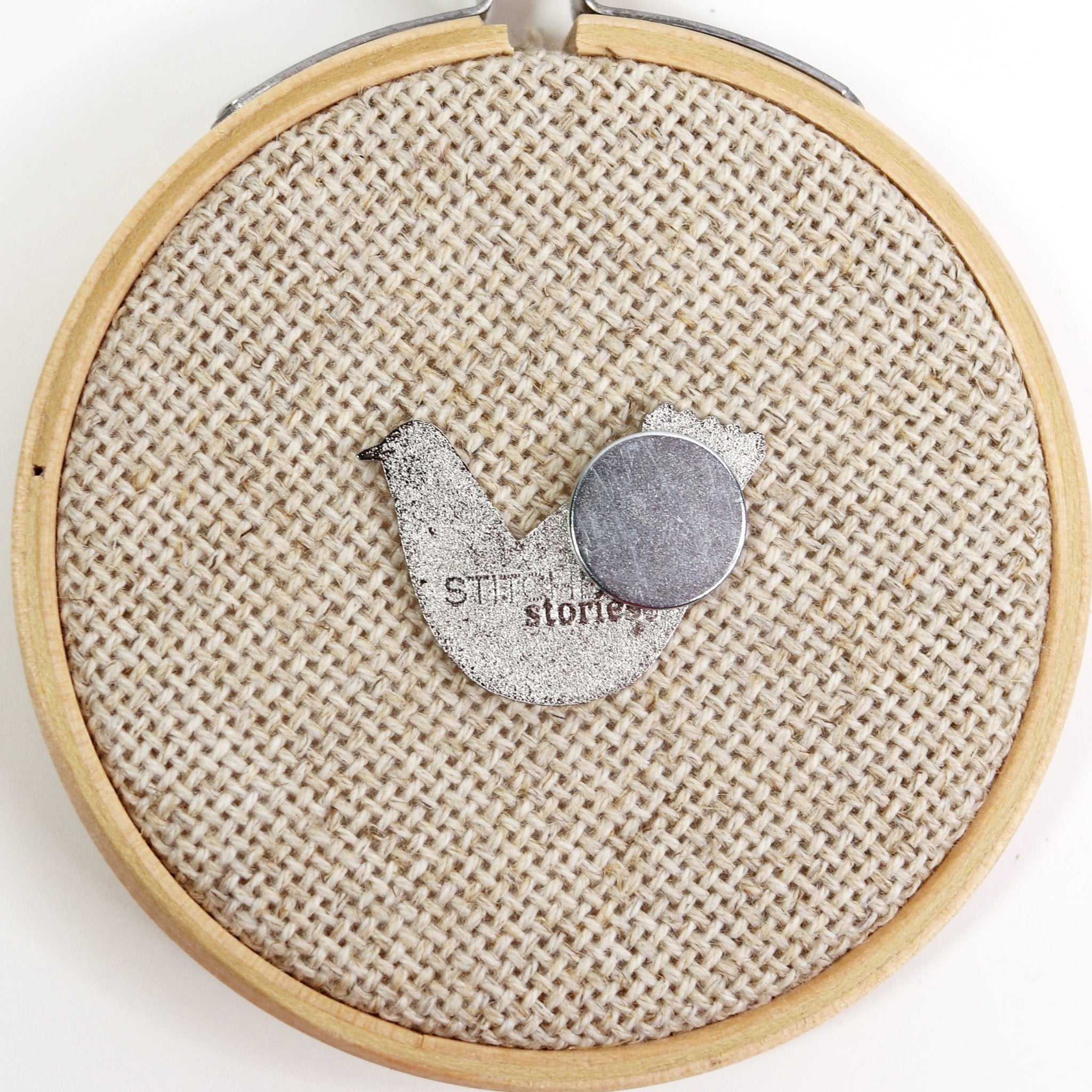 Needle Minder Enamel Bird Magnetic Holder by Stitched tories, 1.25 in ...
